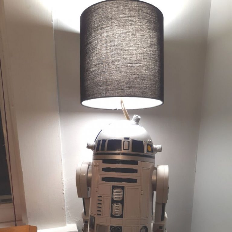 Star Wars R2D2 Table Lamp - Shut Up And Take My Money